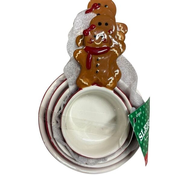 Holiday | Redand White Polka Dot Gingerbread Measuring Scoops | Poshmark